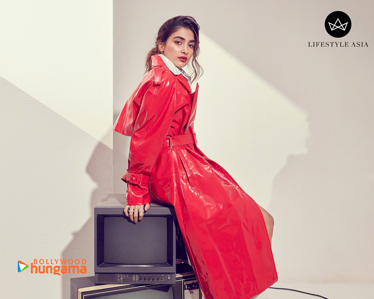Pooja Hegde Wallpapers Pooja Hegde 1 215 Bollywood Hungama