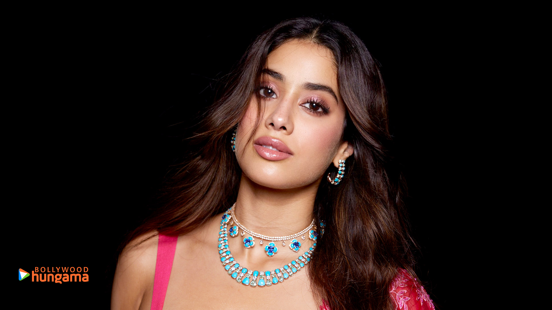 Janhvi Kapoor Wallpapers Janhvi Kapoor 1 323 Bollywood Hungama
