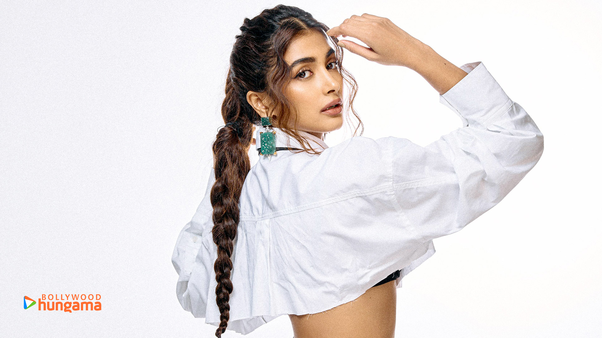Pooja Hegde Wallpapers Pooja Hegde 5 42 Bollywood Hungama 8111