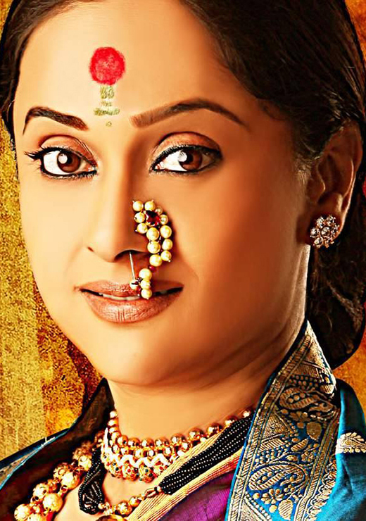 Mrunal Kulkarni's Instagram, Twitter & Facebook on IDCrawl