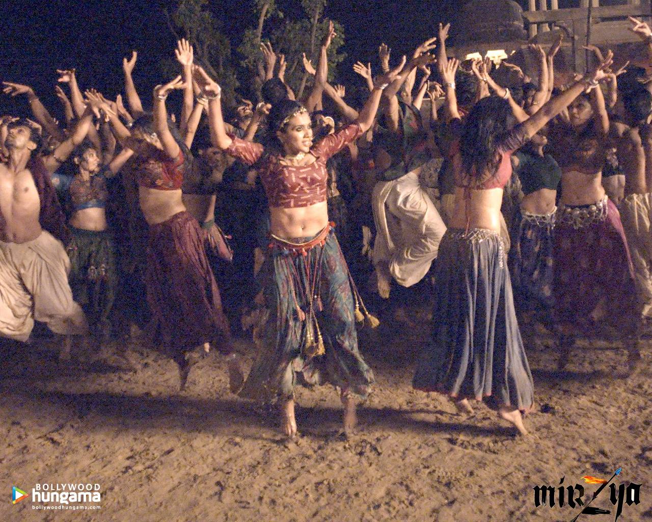 Mirzya 2016 Wallpapers | Mirzya 2016 HD Images | Photos mirzya-1 ...