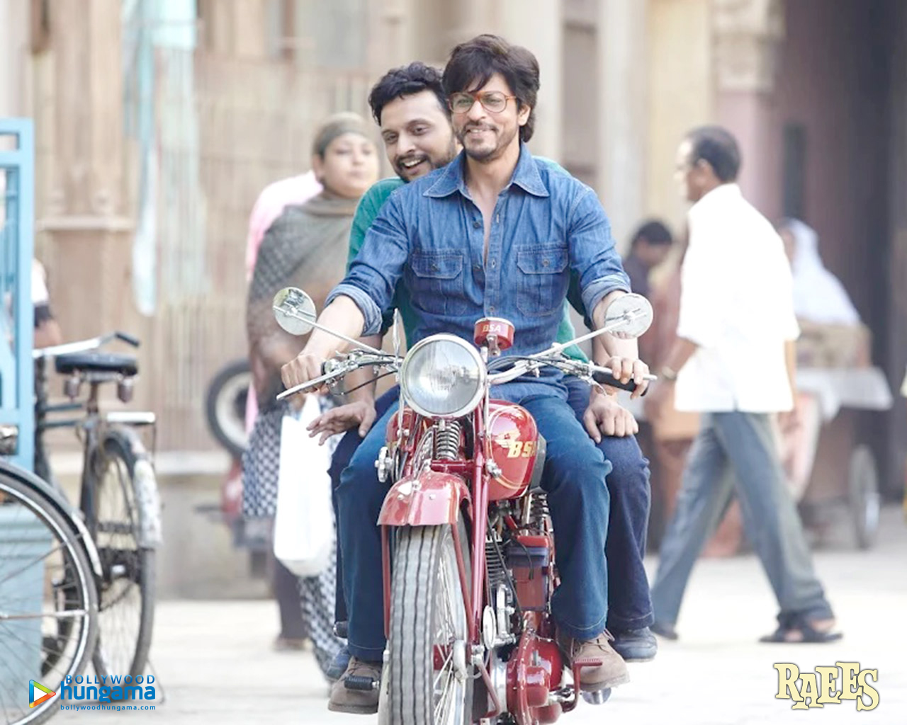 Raees 2017 Wallpapers | Raees 2017 HD Images | Photos raees1-17 ...