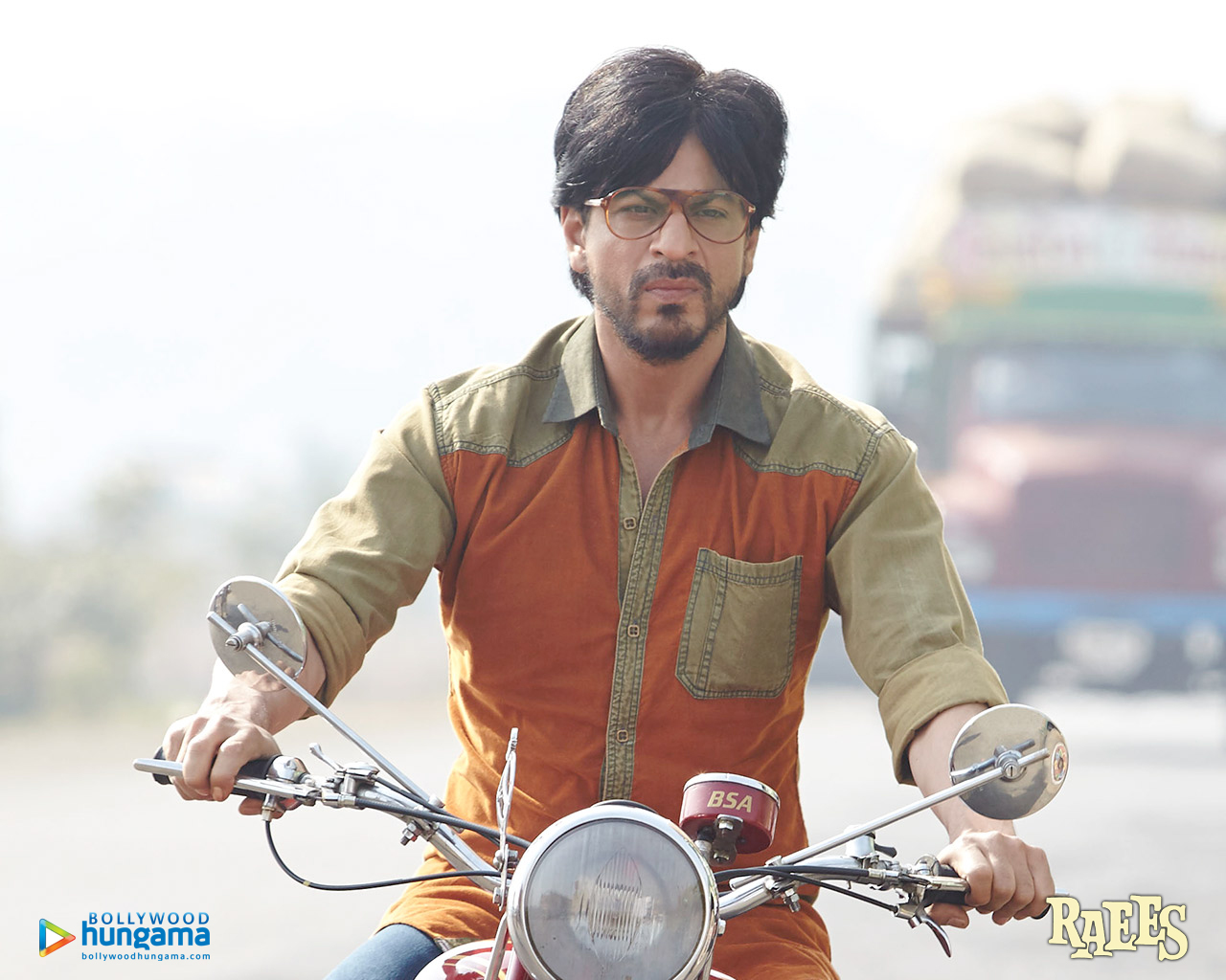Raees 2017 Wallpapers | Raees 2017 HD Images | Photos raees1-8 ...