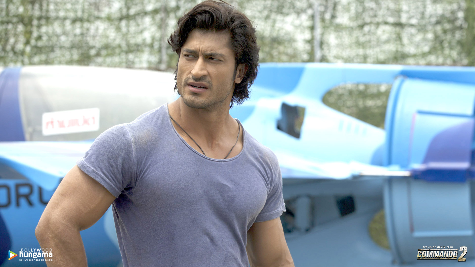 Commando 2 2017 Wallpapers | Commando 2 2017 HD Images | Photos ...