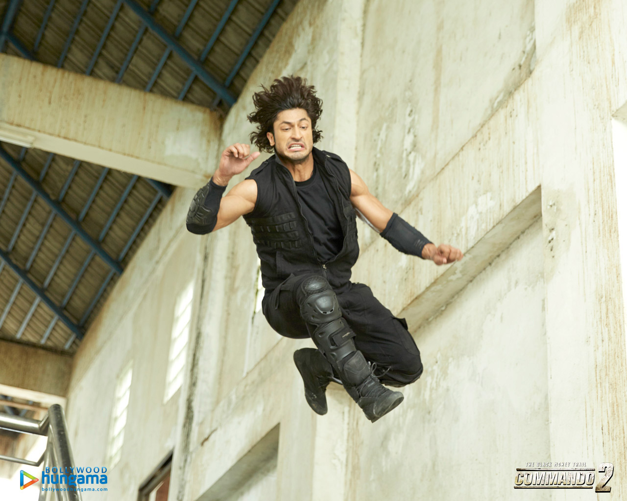 Commando 2 2017 Wallpapers | Commando 2 2017 HD Images | Photos ...