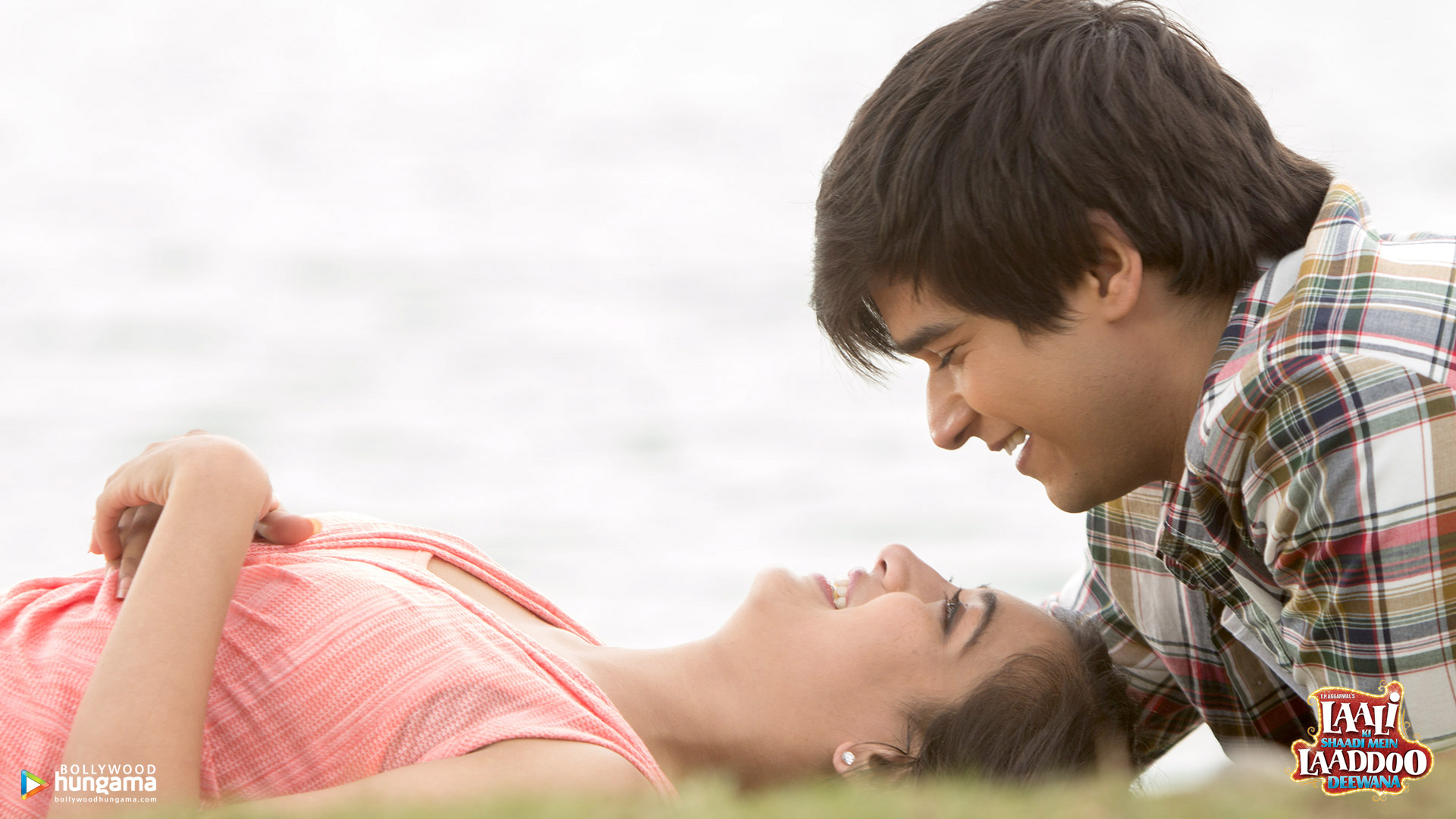 Laali Ki Shaadi Mein Laddoo Deewana 2017 Wallpapers | Laali Ki Shaadi ...