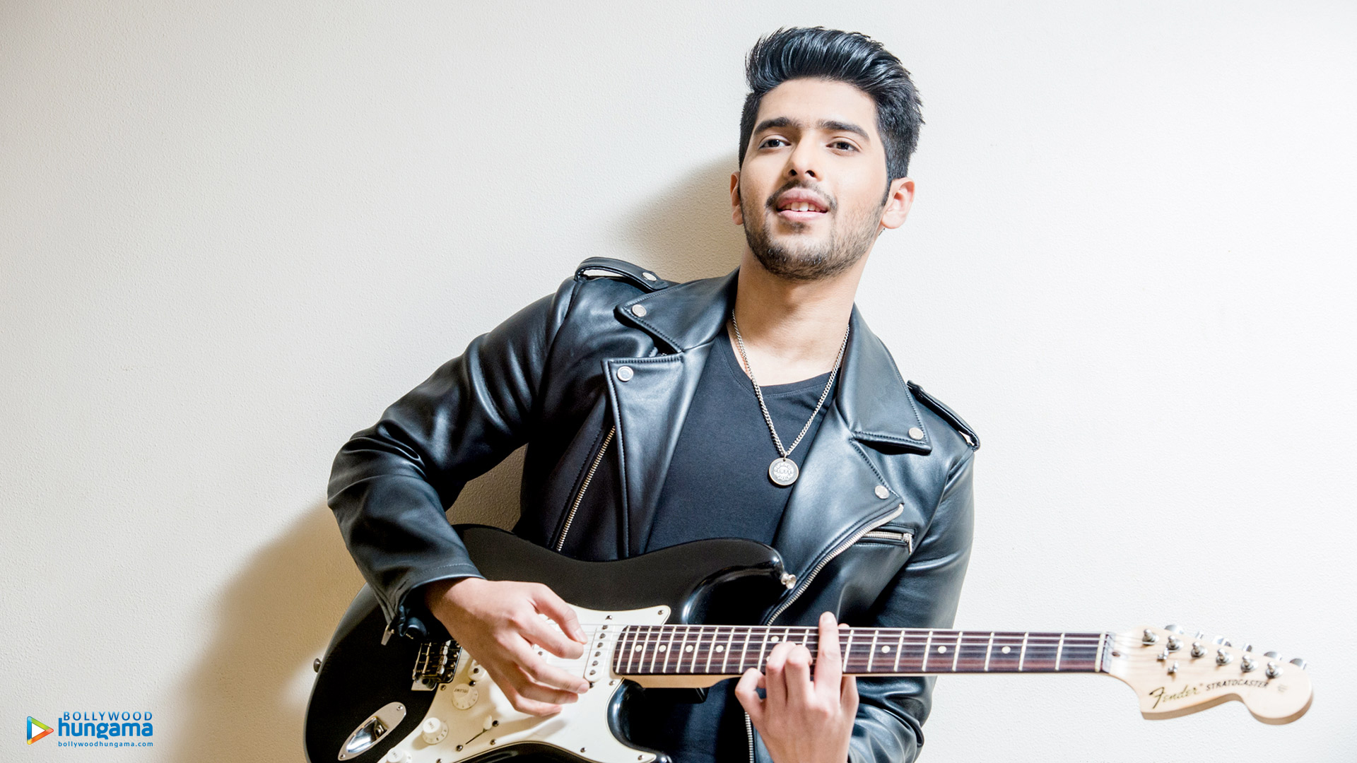 Armaan Malik Wallpapers | armaan-malik-7 - Bollywood Hungama