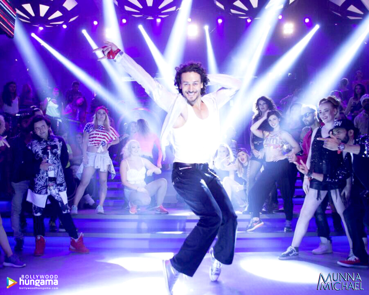 Munna Michael 2017 Wallpapers | Munna Michael 2017 HD Images | Photos ...