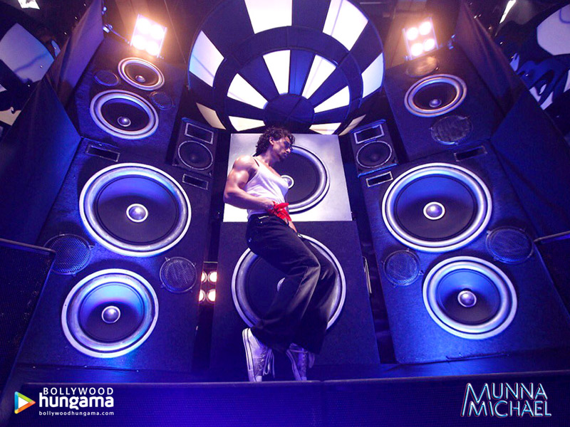Munna Michael 2017 Wallpapers | Munna Michael 2017 HD Images | Photos ...