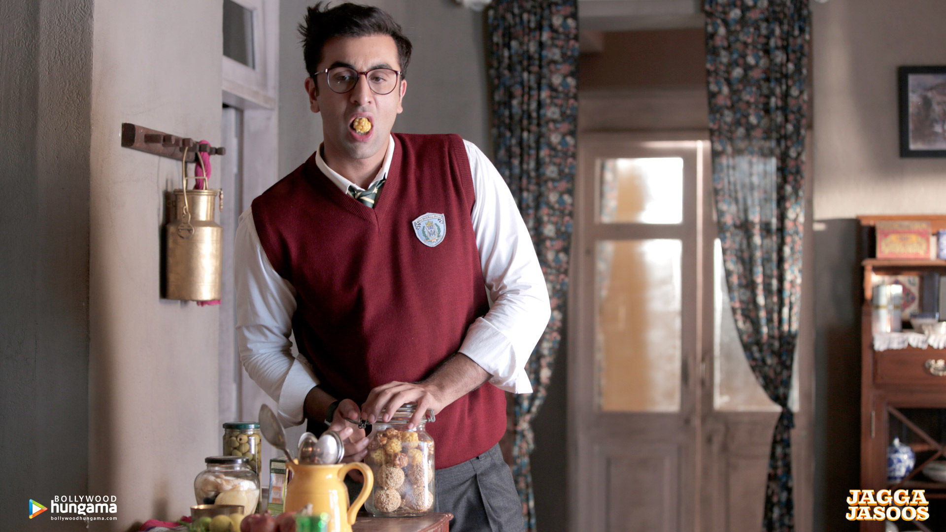 Jagga Jasoos 2017 Wallpapers | Jagga Jasoos 2017 HD Images | Photos ...