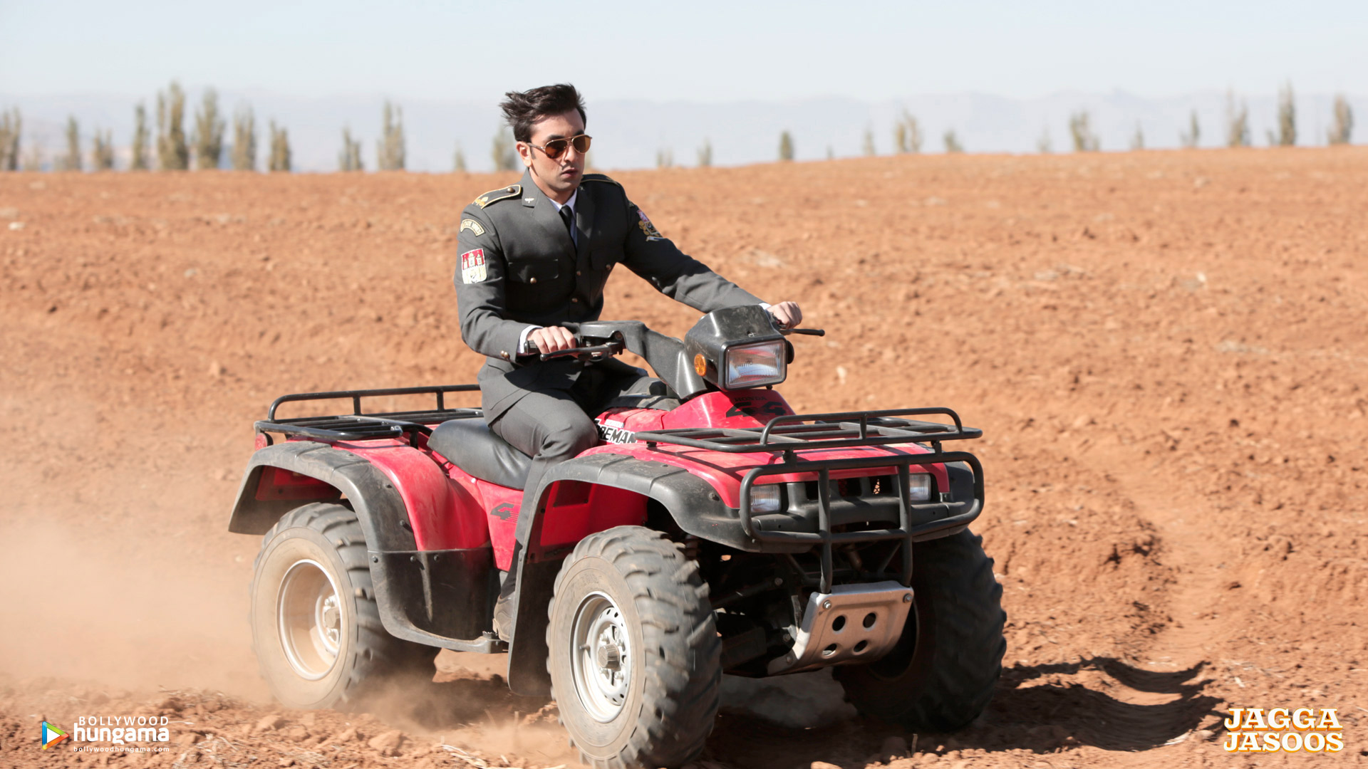 Jagga Jasoos 2017 Wallpapers | Jagga Jasoos 2017 HD Images | Photos ...