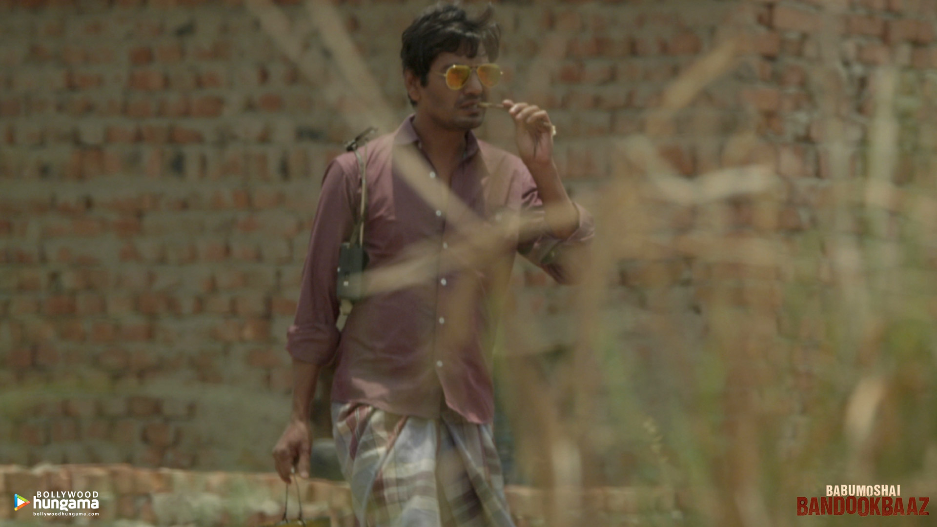 Babumoshai Bandookbaaz 2017 Wallpapers | Babumoshai Bandookbaaz 2017 HD ...