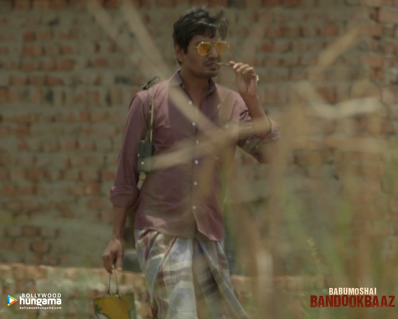 Babumoshai Bandookbaaz 2017 Wallpapers | Babumoshai Bandookbaaz 2017 HD ...
