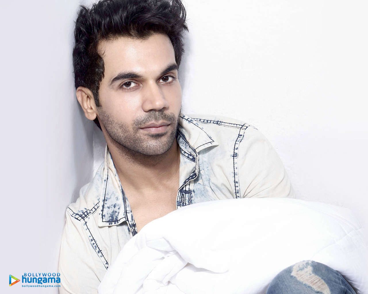 Rajkummar Rao Wallpapers | rajkummar-rao-4-3 - Bollywood Hungama