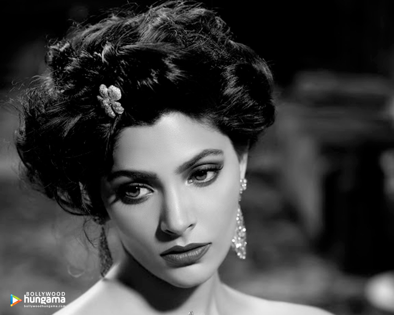 Saiyami Kher Wallpapers | saiyami-kher5-2 - Bollywood Hungama