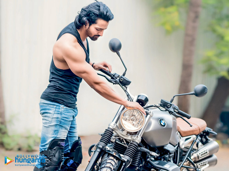 Harshvardhan Rane Wallpapers | harshvardhan-rane-3-3 - Bollywood Hungama