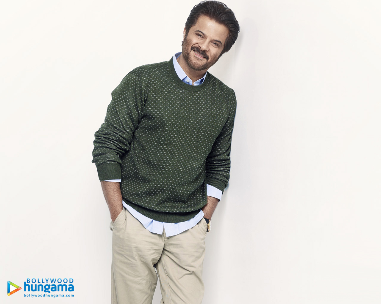 Anil Kapoor Wallpapers | anil-kapoor-001 - Bollywood Hungama