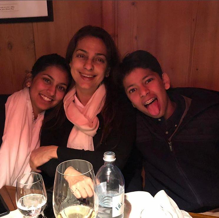 Juhi Chawla Filho Arjun