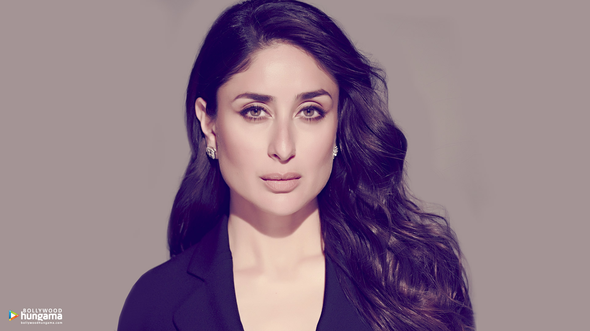 Kareena Kapoor Khan Wallpapers | kareena-kapoor-khan-128 - Bollywood Hungama