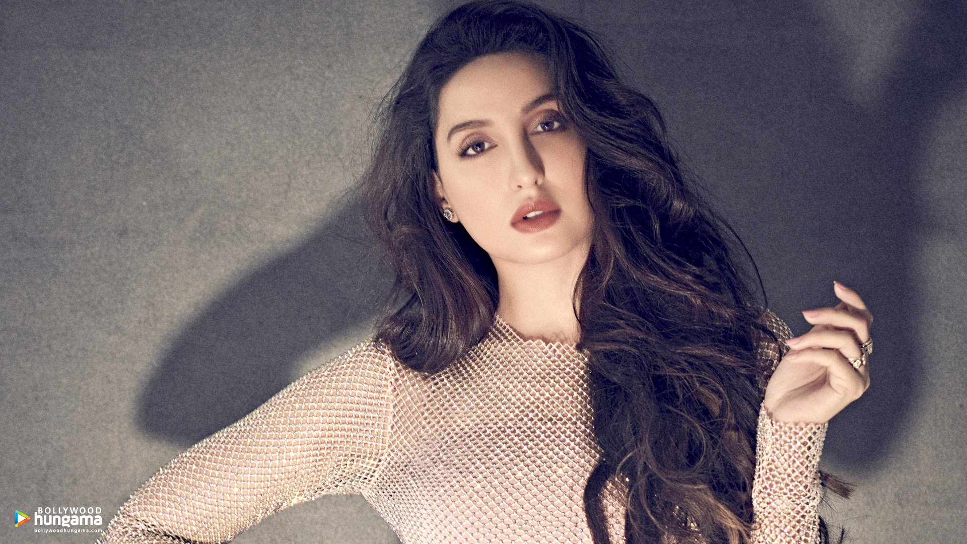 Nora Fatehi Wallpapers | nora-fatehi2-7 - Bollywood Hungama