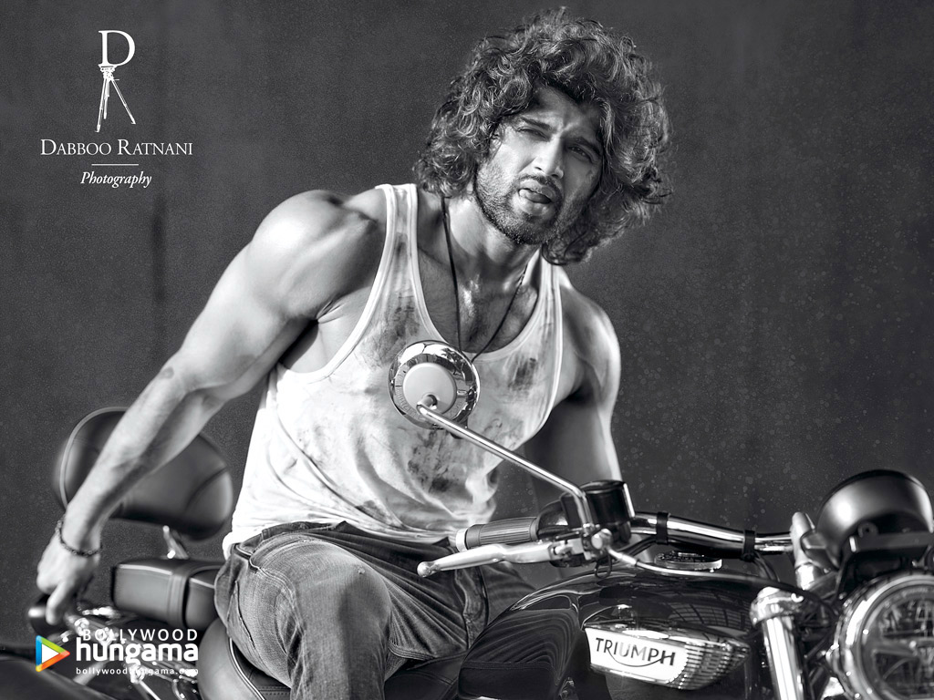 Vijay Deverakonda Wallpapers | vijay-deverakonda-4 - Bollywood Hungama