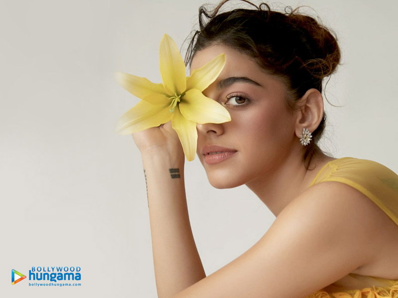 Alaya F Wallpapers | alaya-f-2-11 - Bollywood Hungama