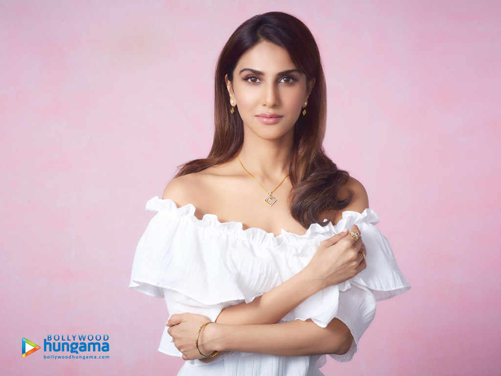 Vaani Kapoor Wallpapers | vaani-kapoor-73 - Bollywood Hungama