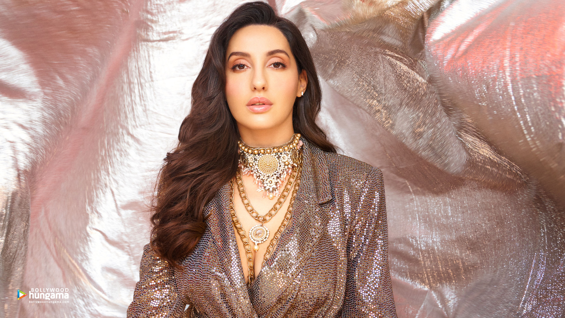 Nora Fatehi Wallpapers | nora-fatehi2-8 - Bollywood Hungama