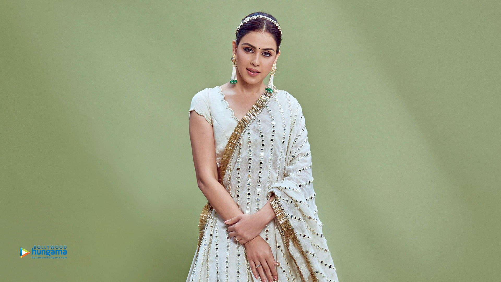 Genelia D’Souza Wallpapers | genelia-dsouza-123-2 - Bollywood Hungama