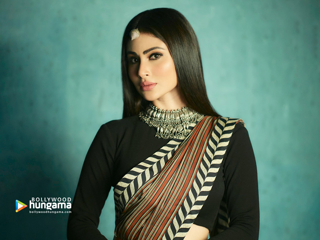 Mouni Roy Wallpapers | mouni-roy-5-38 - Bollywood Hungama