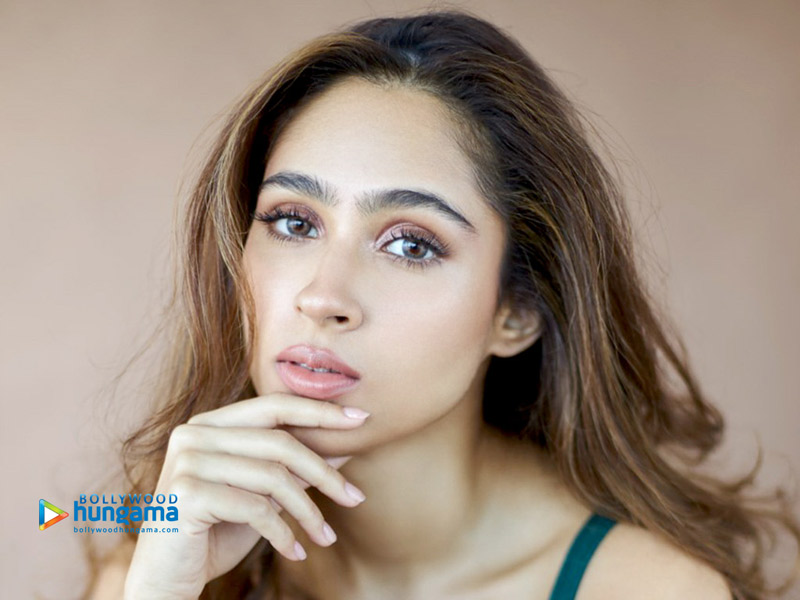 Pashmina Roshan Wallpapers | pashmina-roshan-3-3 - Bollywood Hungama