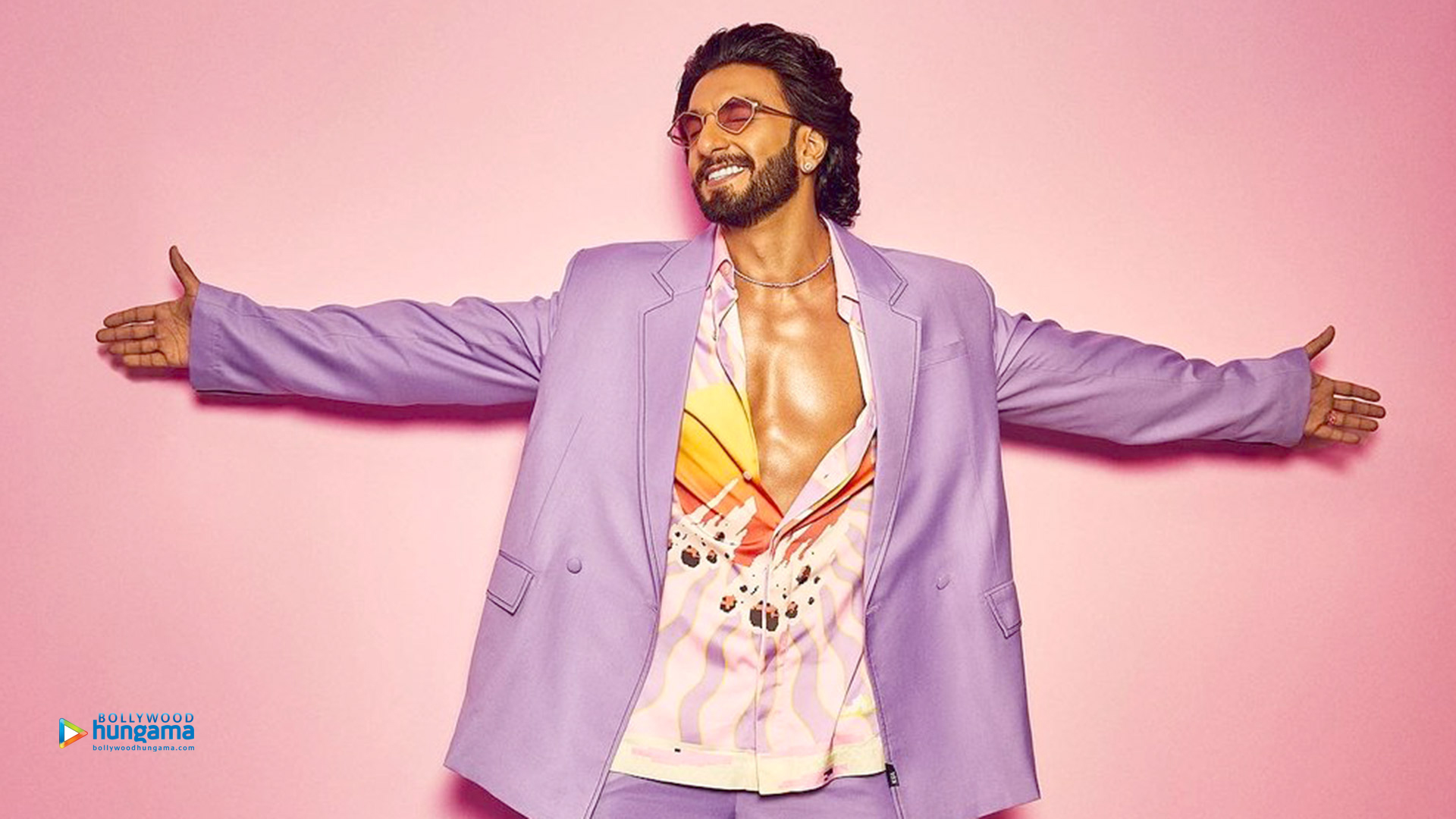 Ranveer Singh Wallpapers | ranveer-2-4 - Bollywood Hungama