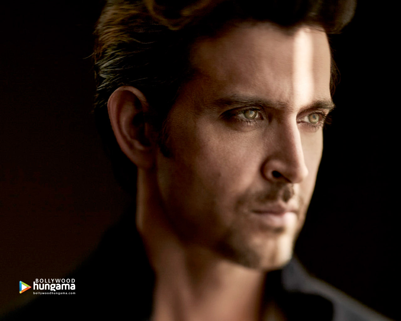 Hrithik Roshan Wallpapers | hrithik-roshan-396 - Bollywood Hungama
