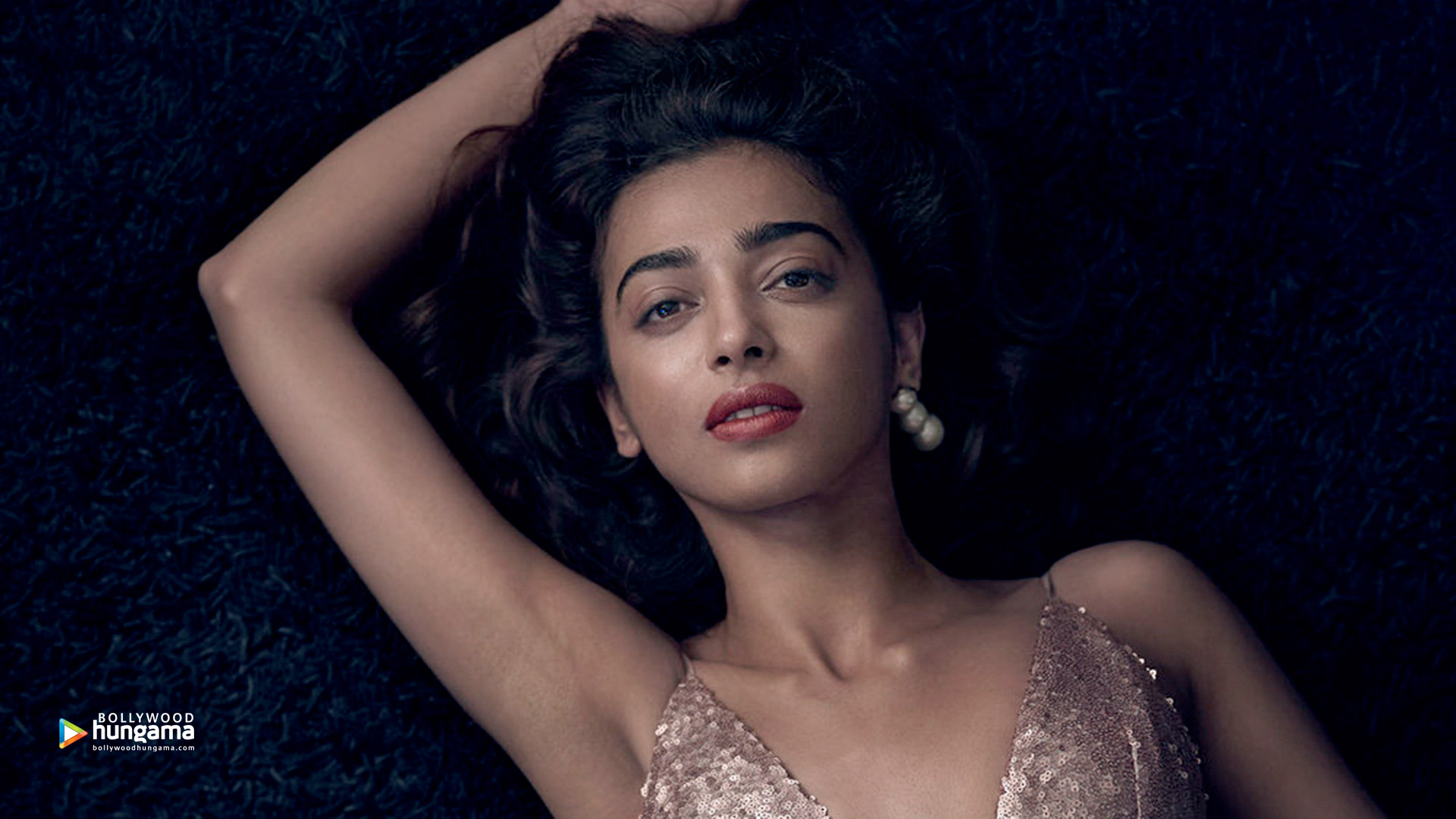 Radhika Apte Wallpapers | radhika-apte-1-22 - Bollywood Hungama