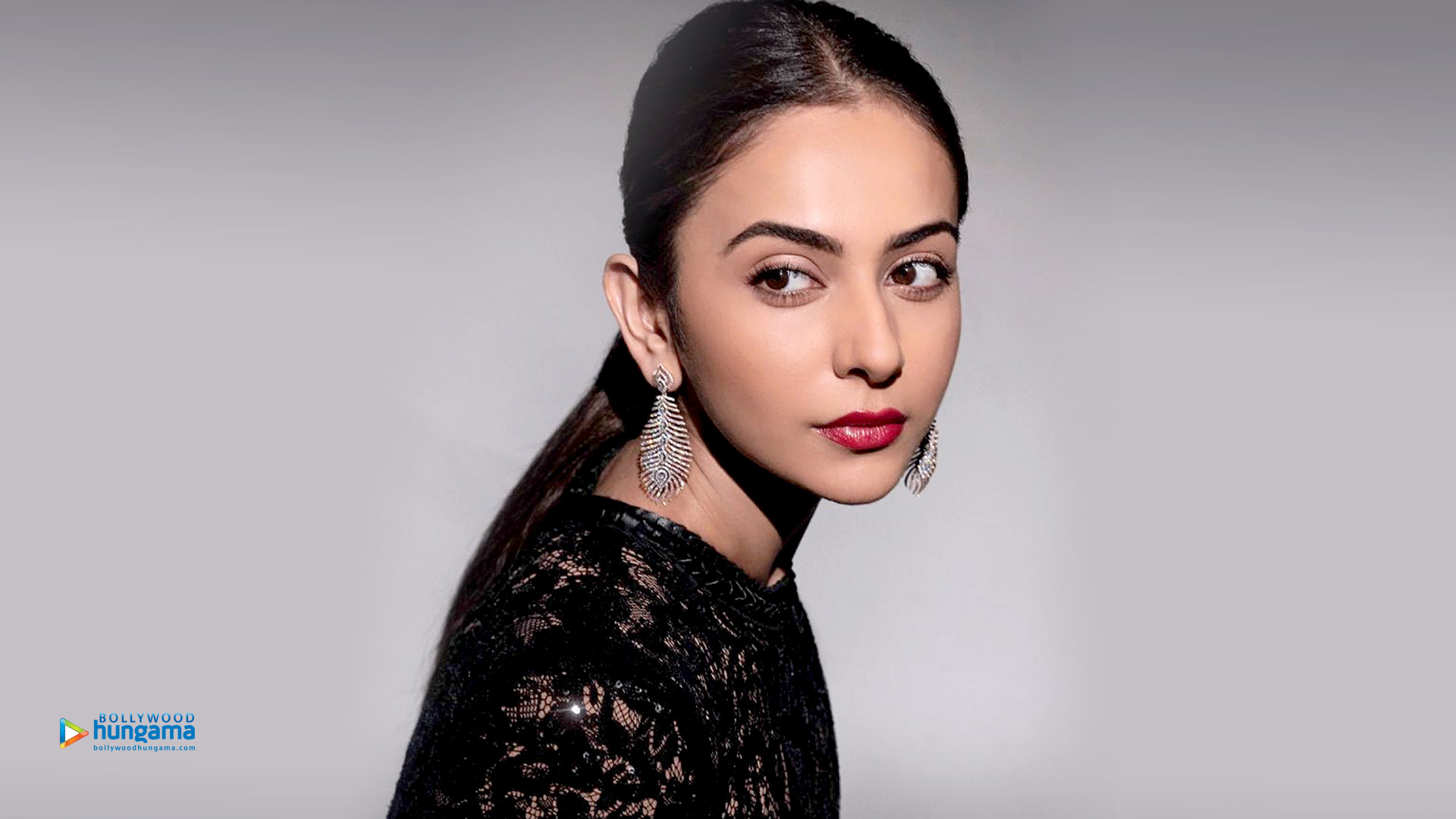 Rakul Preet Singh Wallpapers | rakul-preet-singh-3-102 - Bollywood Hungama