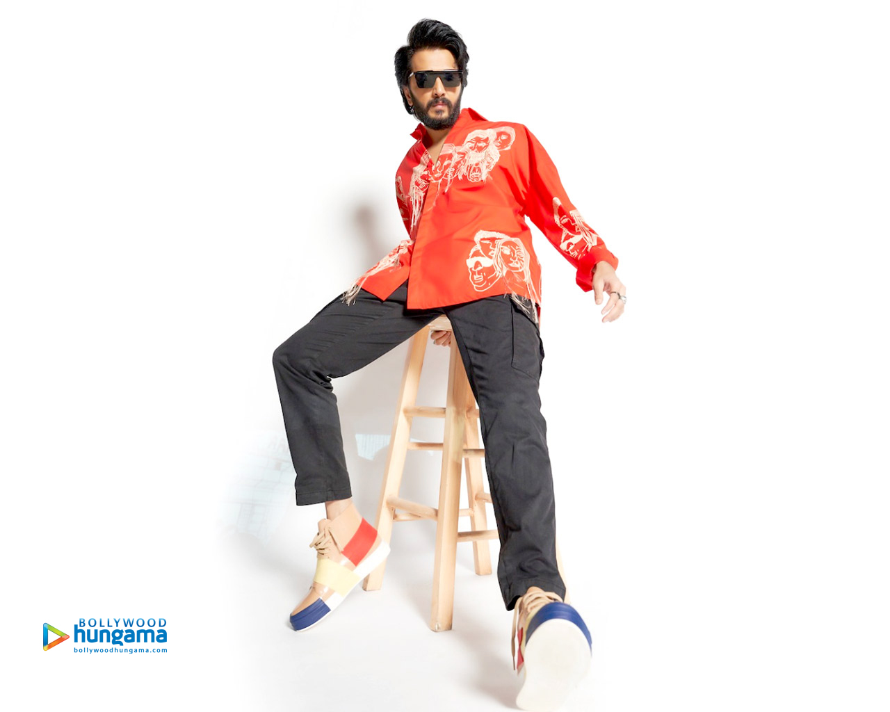 Riteish Deshmukh Wallpapers | riteish-deshmukh-1-19 - Bollywood Hungama