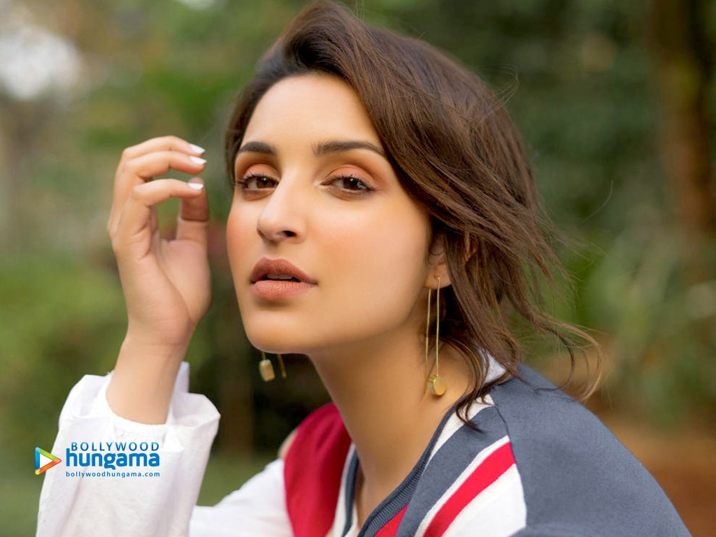 Parineeti Chopra Wallpapers | parineeti-chopra-02 - Bollywood Hungama