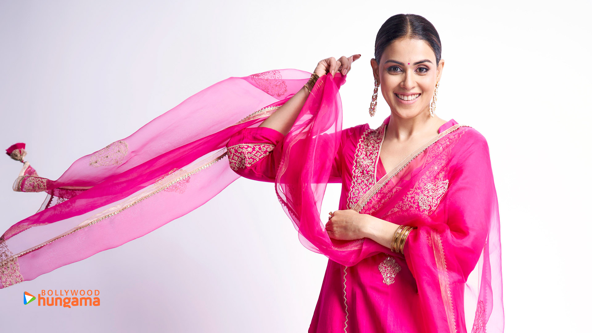 Genelia D’Souza Wallpapers | genelia-dsouza-2-43 - Bollywood Hungama