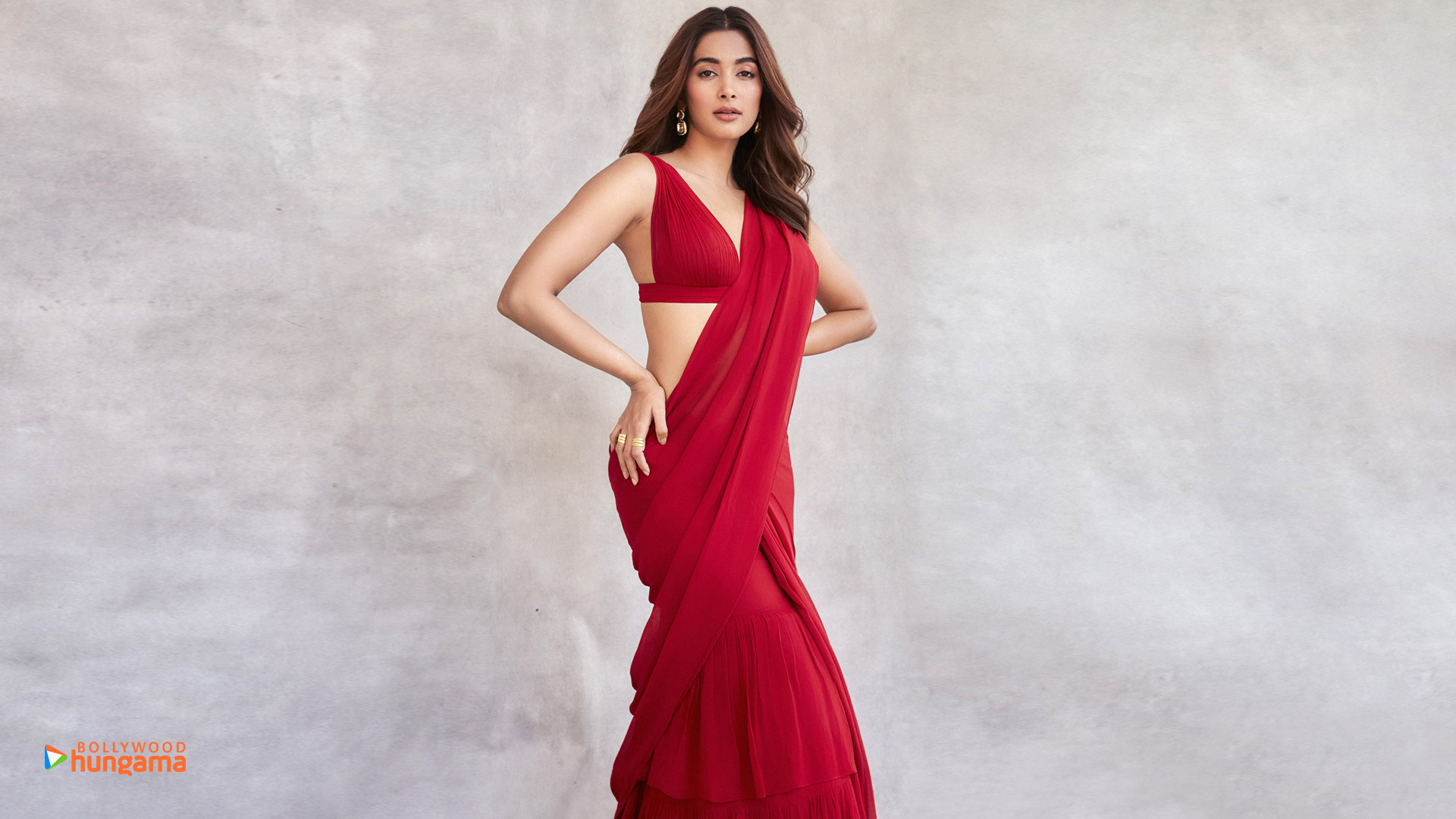 Pooja Hegde Wallpapers Pooja Hegde 1 120 Bollywood Hungama