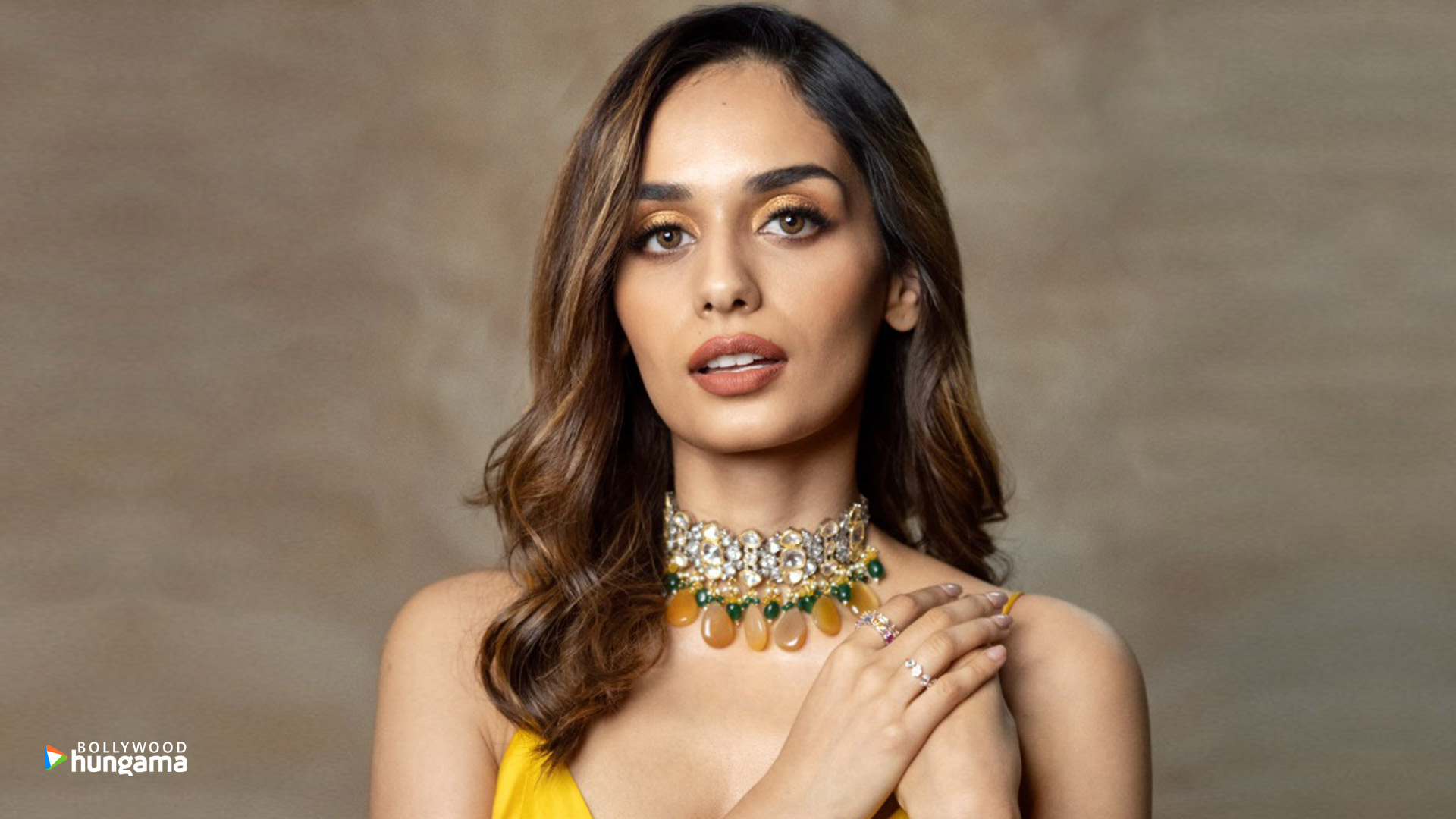 Manushi Chhillar Wallpapers | manushi-chhillar-3-53 - Bollywood Hungama