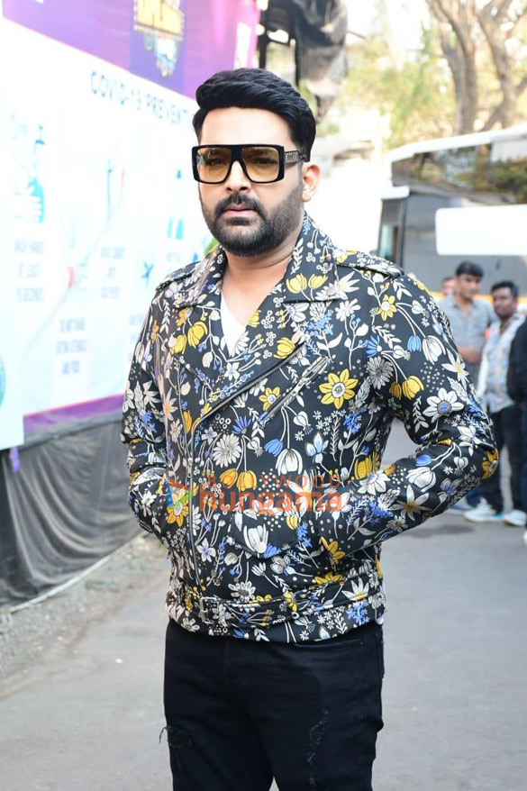 Photos: Ranbir Kapoor, Shraddha Kapoor and Anubhav Singh Bassi snapped ...