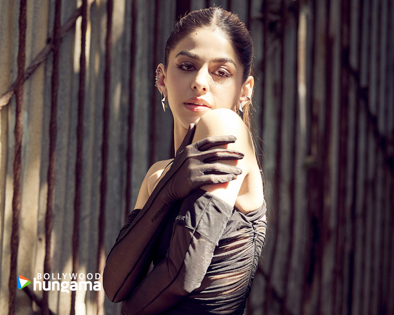 Alaya F Wallpapers | alaya-f-2-110 - Bollywood Hungama