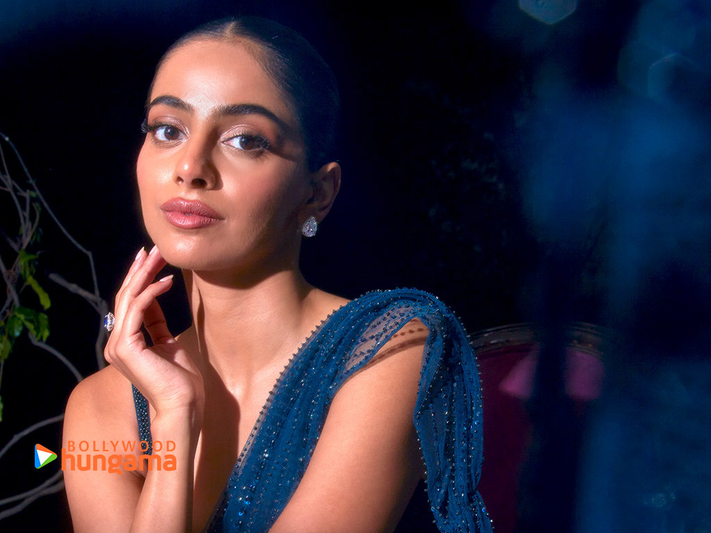 Banita Sandhu Wallpapers | banita-sandhu-1-2 - Bollywood Hungama