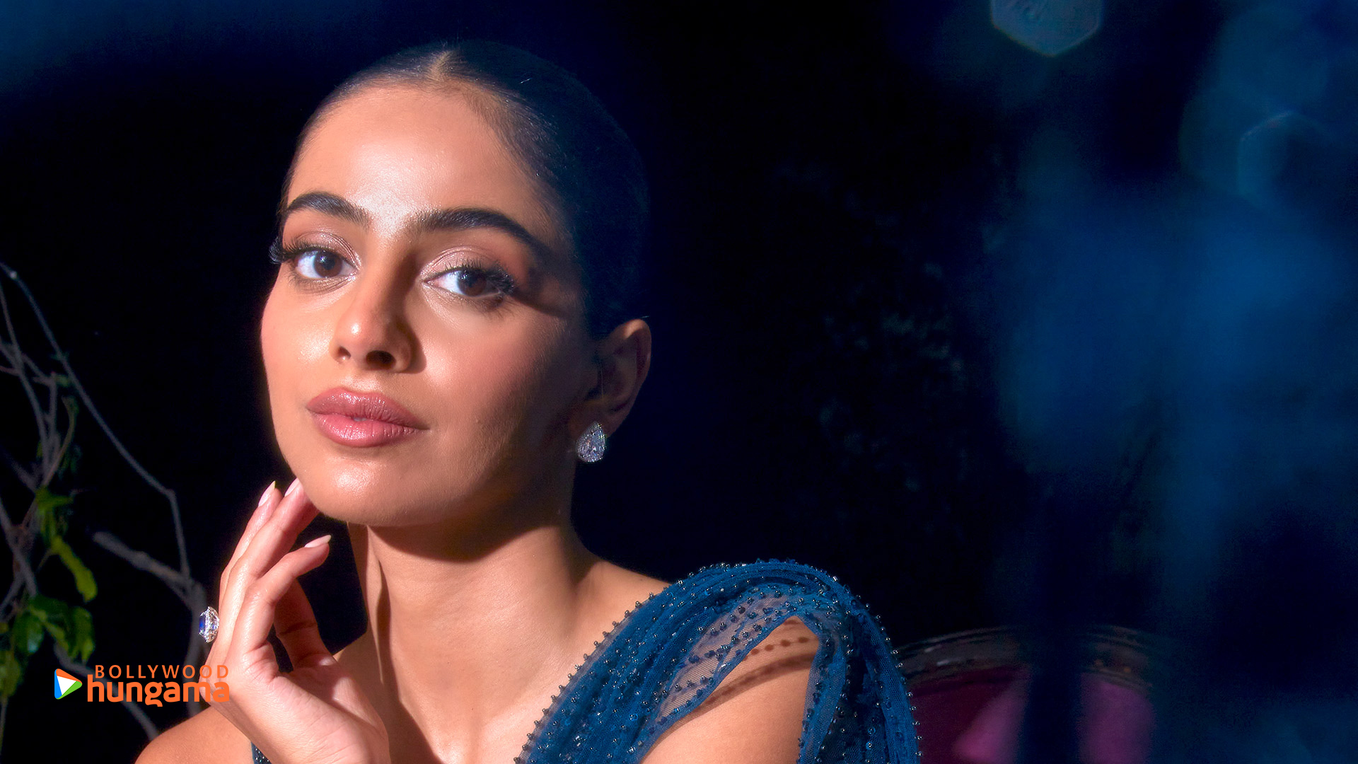 Banita Sandhu Wallpapers | banita-sandhu-1-2 - Bollywood Hungama