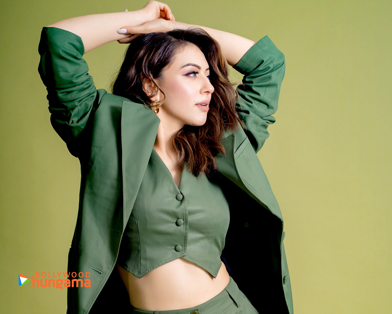 Hansika Motwani Wallpapers | hansika-motwani-5-11 - Bollywood Hungama