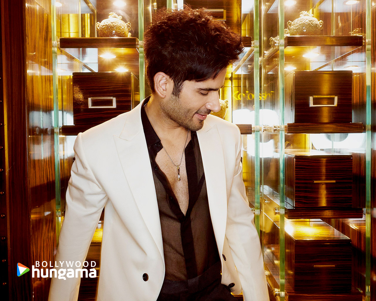 Karan Tacker Wallpapers Karan Tacker 2 2 Bollywood Hungama