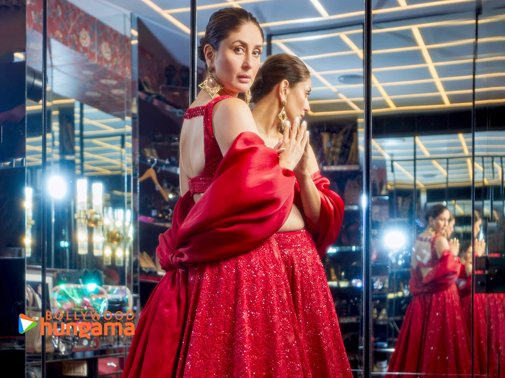 Kareena Kapoor Khan 555 (5) Wallpapers | kareena-kapoor-khan-555-5 - Bollywood Hungama