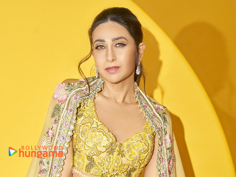 Karisma Kapoor Wallpapers | karisma-kapoor-6-2 - Bollywood Hungama