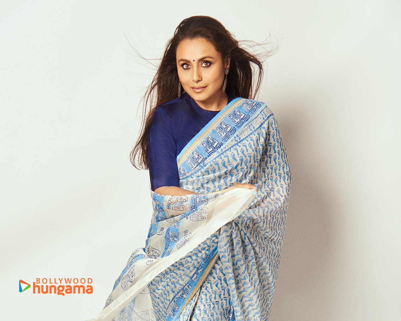 Rani Mukerji Wallpapers | rani-mukerji-4-11 - Bollywood Hungama