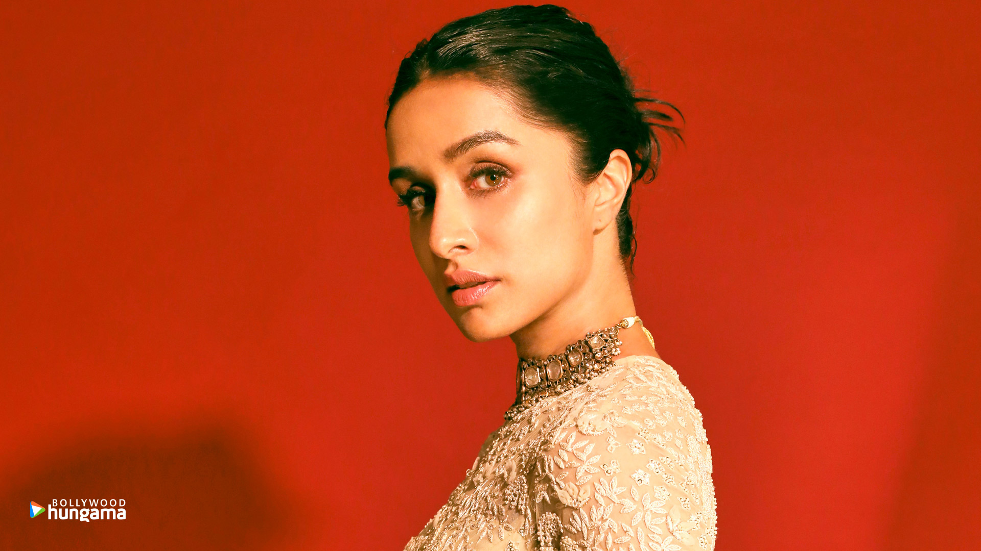 Shraddha Kapoor Wallpapers | shraddha-kapoor-9-5 - Bollywood Hungama